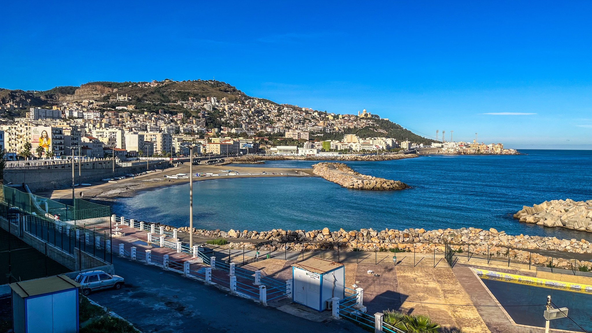 Argel reúne pedaços de Europa e Argélia; veja o que fazer na cidade ...